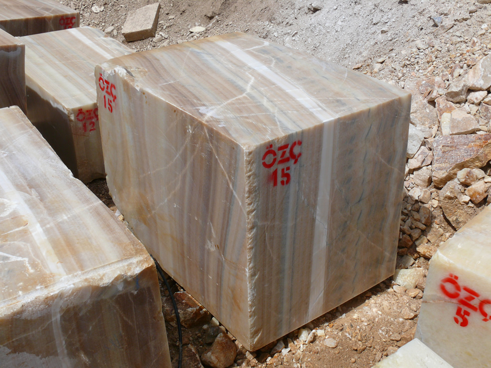 ONYX QUARRY | ONYX BLOCKS | ONYX SLABS | ONYX TILES | ONYX RUBBLES