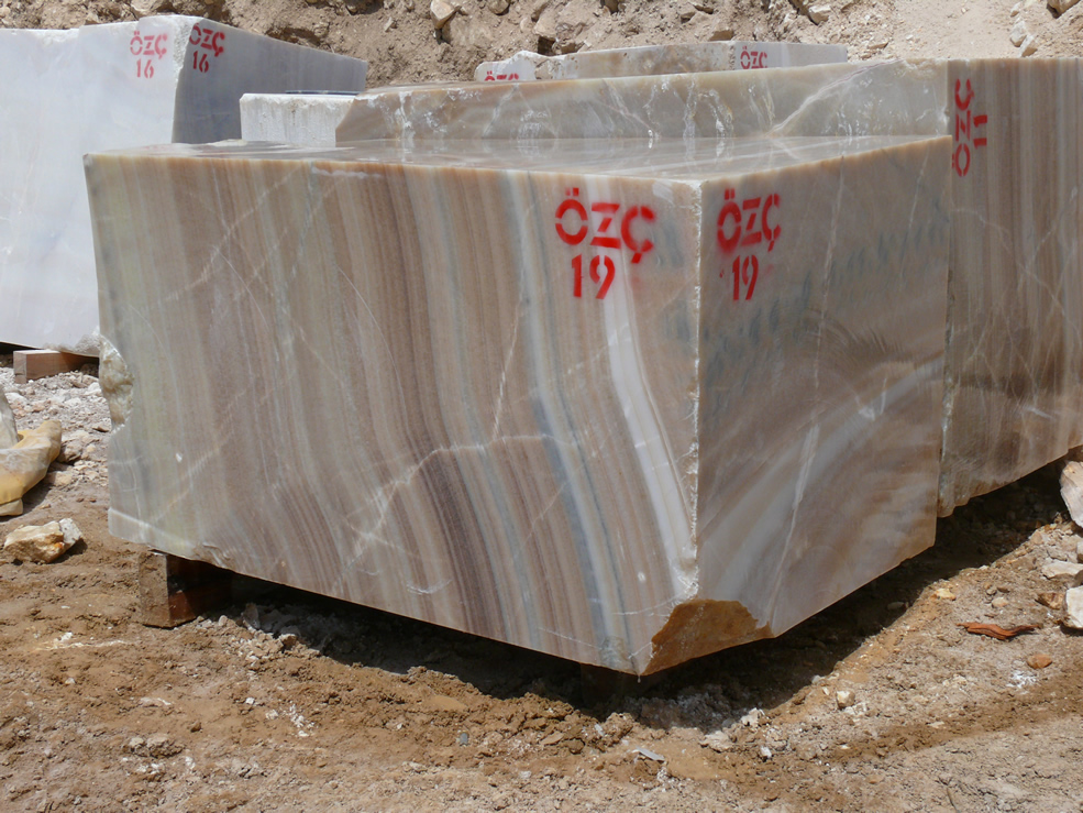 ONYX QUARRY | ONYX BLOCKS | ONYX SLABS | ONYX TILES | ONYX RUBBLES